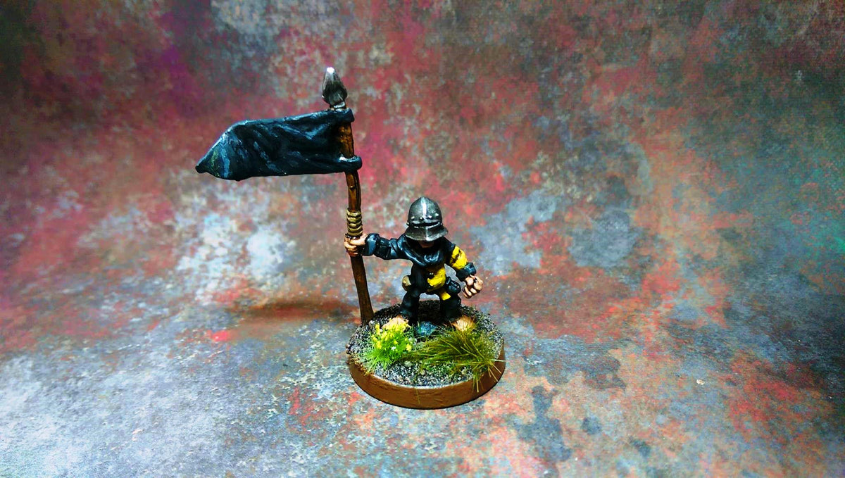 Halfling Battle Standard – Hayland Terrain